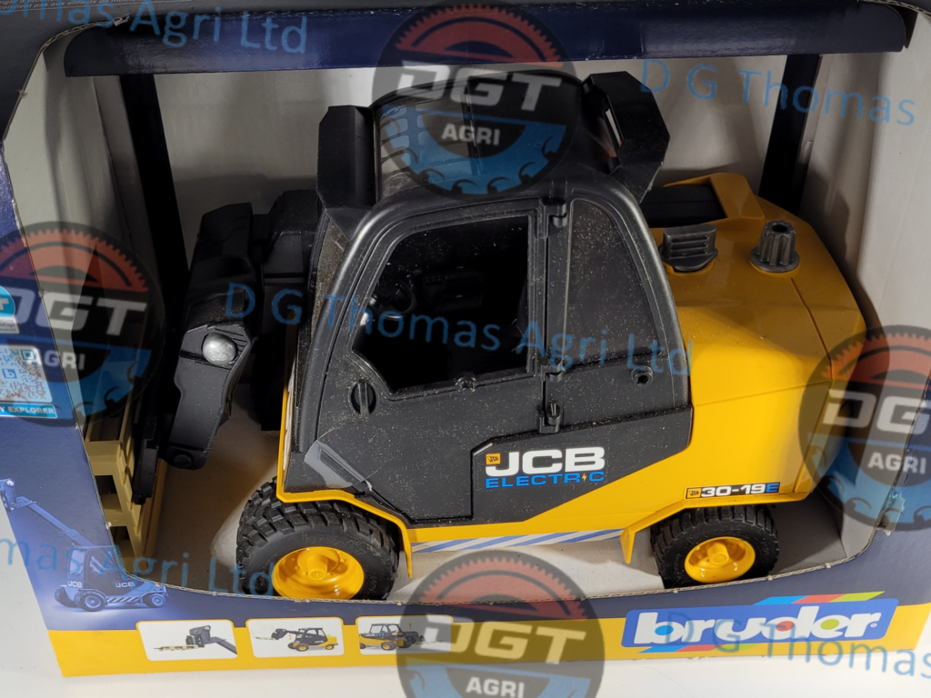 JCB Telehandler Toy with Pallet - DGT Agri